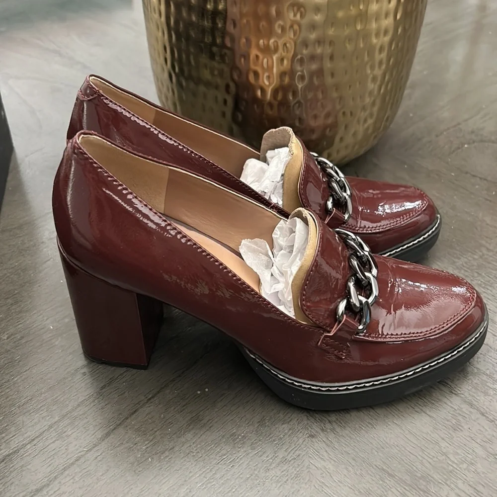 Naturalizer | Shoes | Naturalizer Callie Patent Leather Chain Detail ...